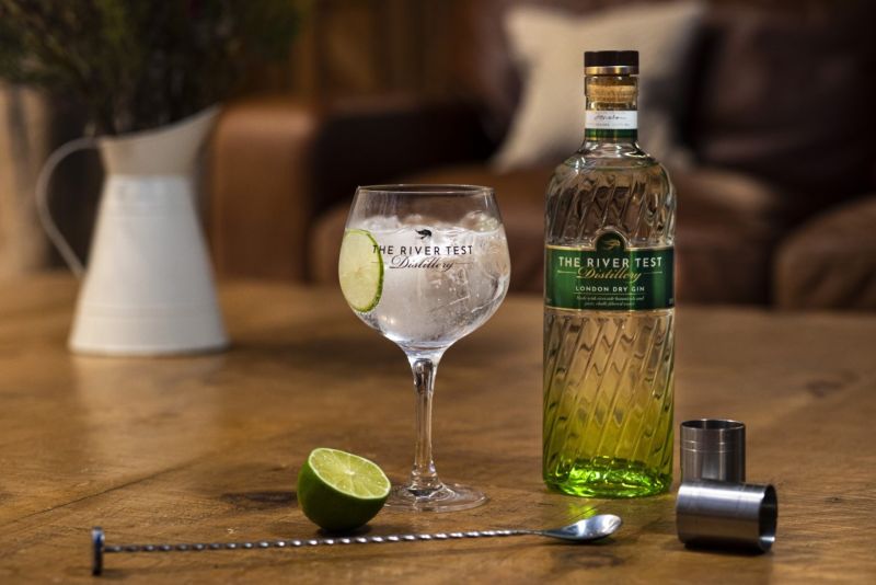 Endlich ist der River Test London Dry Gin in Deutschland erhältlich ...